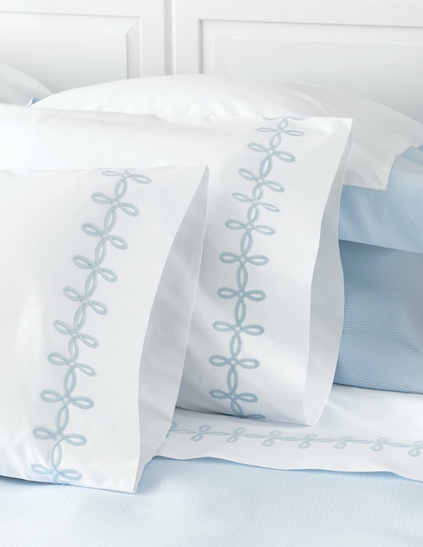 Matouk Gordian Knot Bed Linen Collection | Opulence of Southern Pines